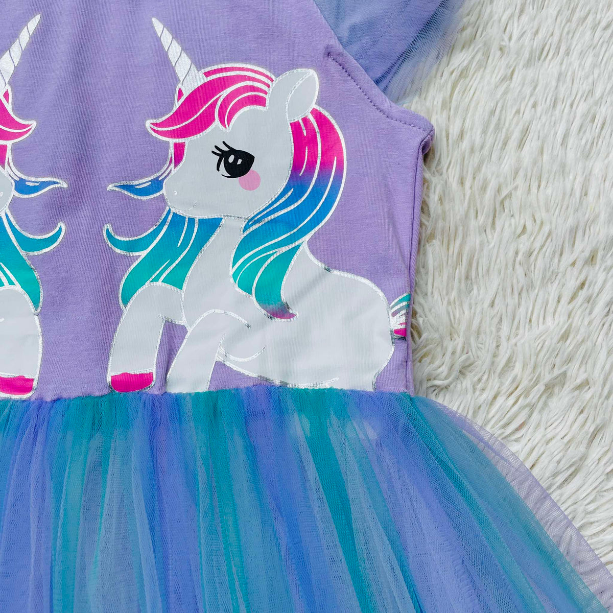 163061 Kd – Samantha's Closet PH